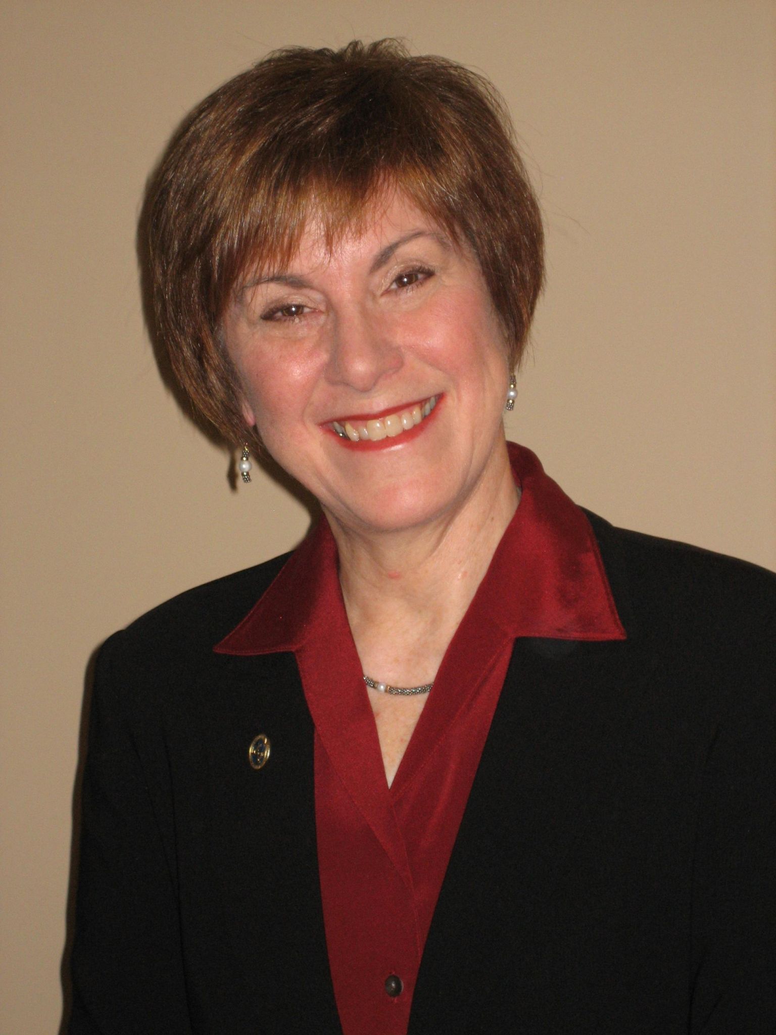 Debra Horwitz, DVM DACVB: Unwanted Behavior in Pets Can Be Treated ...